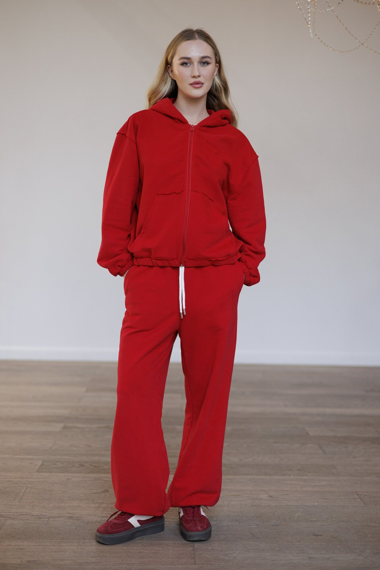 Брюки спортивные