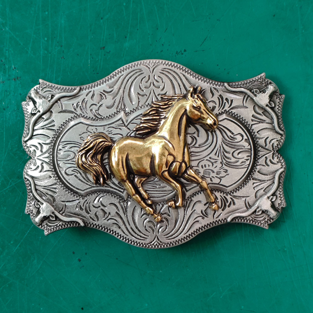 Пряжка декоративная для ремня с бегущая лошадь бляха для ремня 40мм металлическая