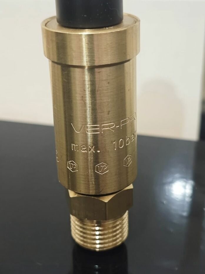 Воздухоотводчик автоматический 1/2 поплавковый с обратным клапаном - отсекателем VIEIR VPF511