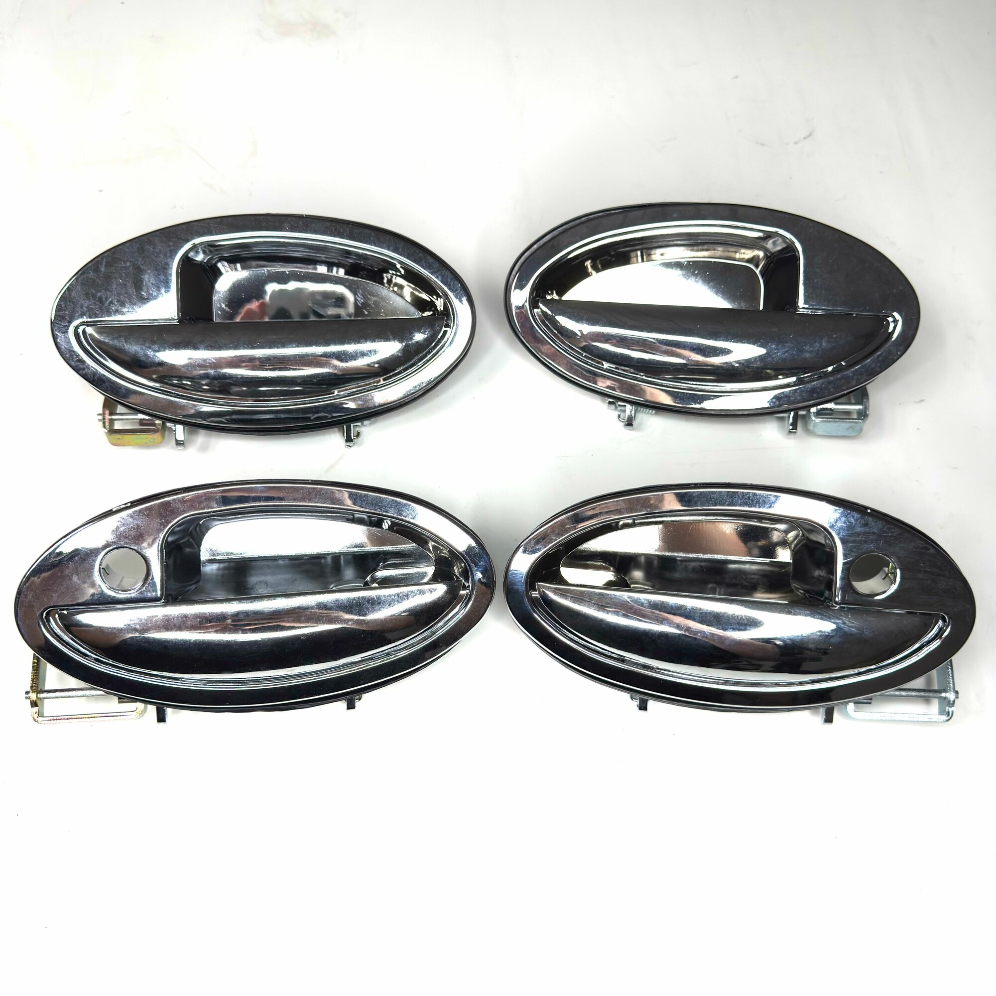 Ручки дверей наружных (комплект) металлические Lifan Breez [1.3 16V 5MT седан] L620512560