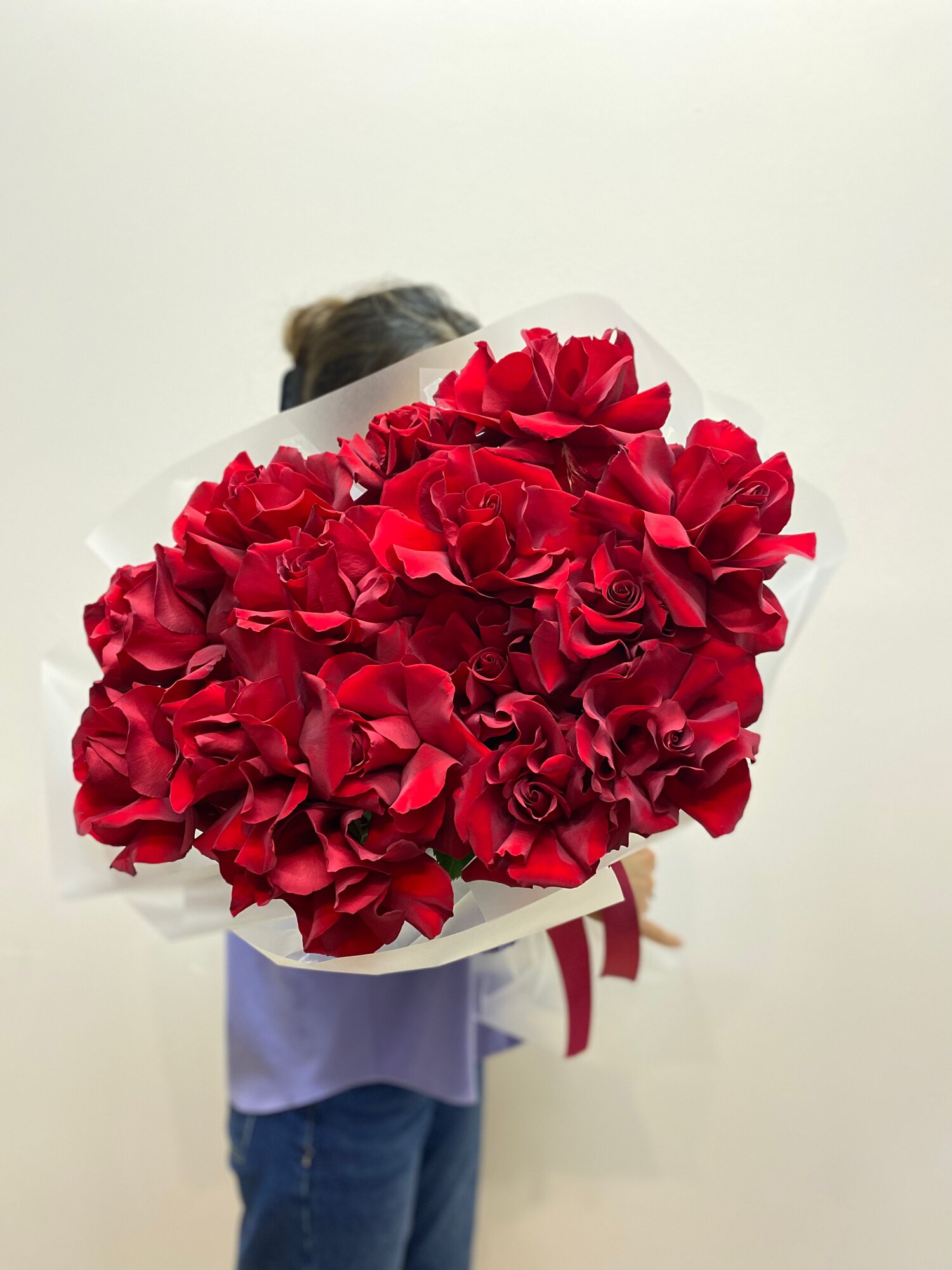 Монобукет живых цветов NURA FLOWERS из французских роз, 11шт, высота 50 см