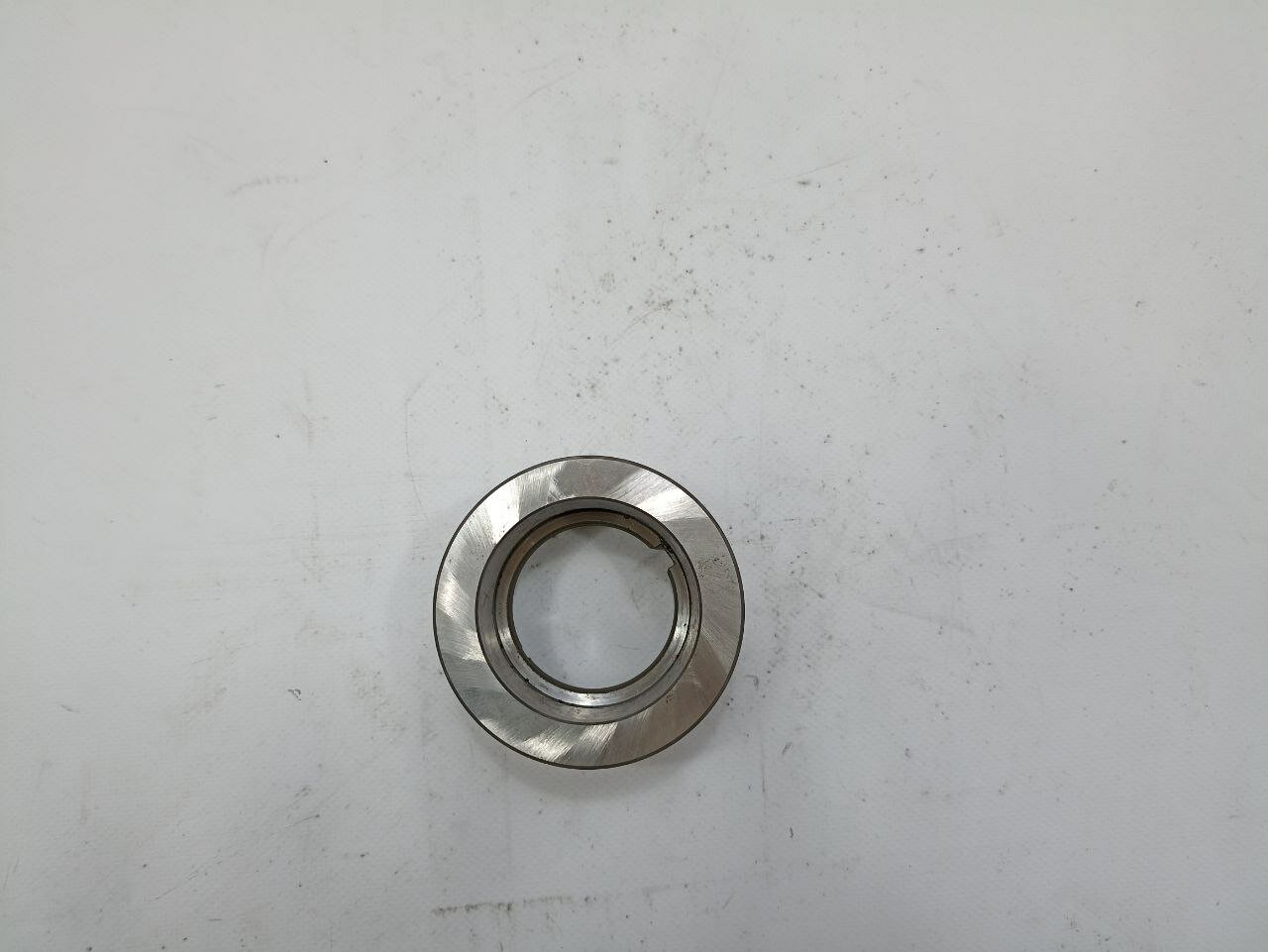 Втулка КАМАЗ заднего подшипника вала первичного делителя