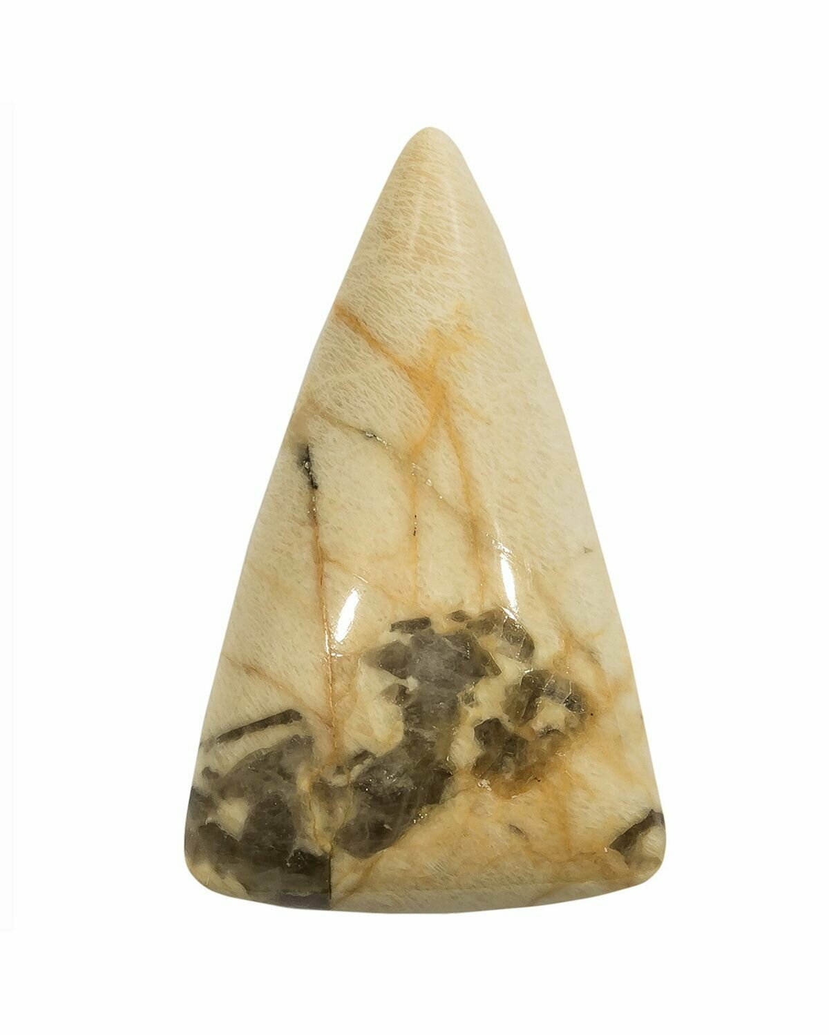 Кабошон из пегматита размером 49х30х8 мм.