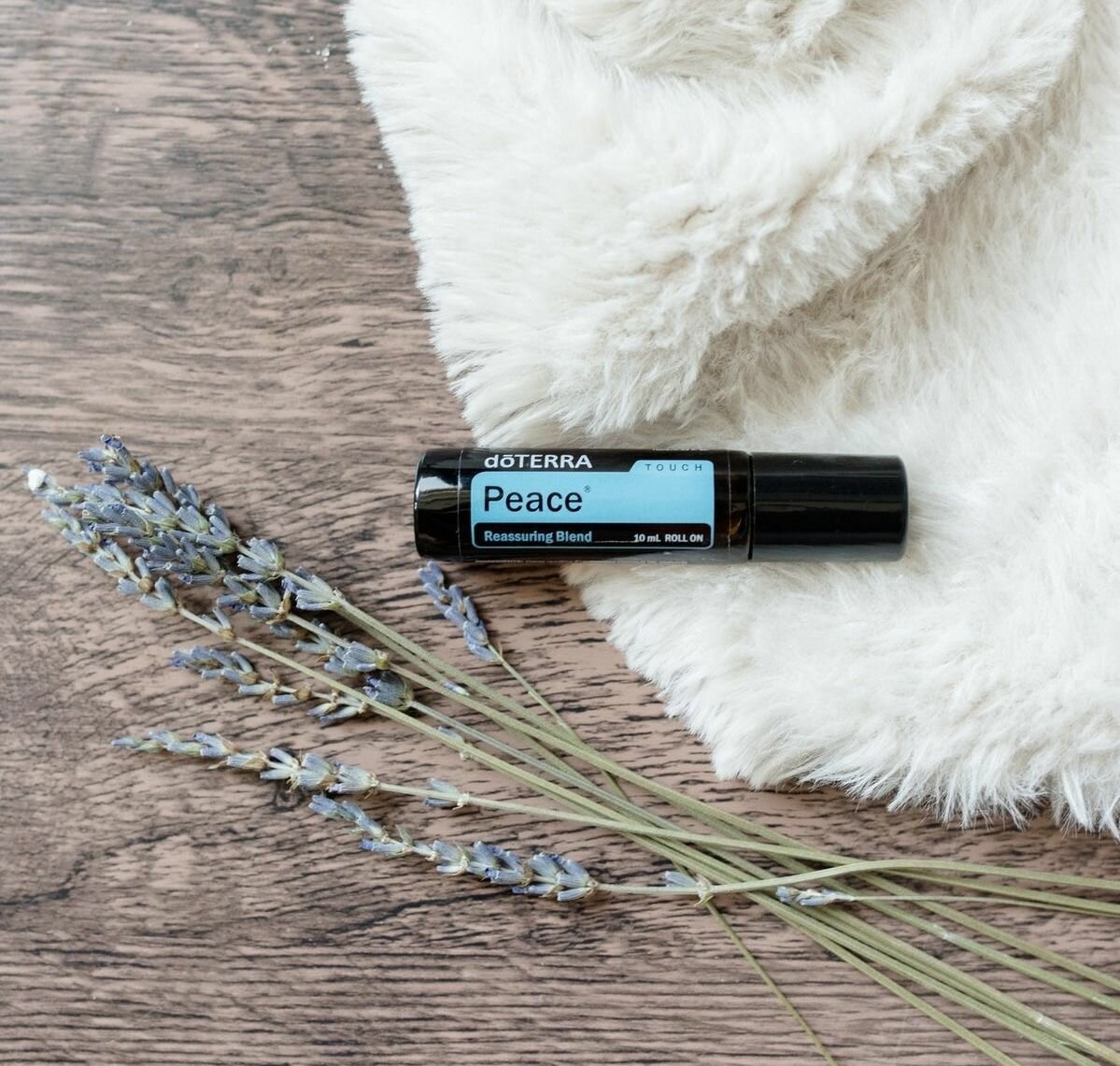 Смесь эфирных масел дотерра Умиротворение Touch, doTERRA Peace Touch