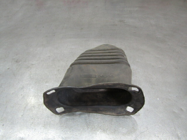 Кожух рулевой колонки нижний Volvo FH