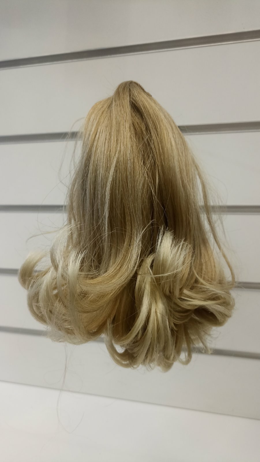 Хвост на крабе aero #gold blond