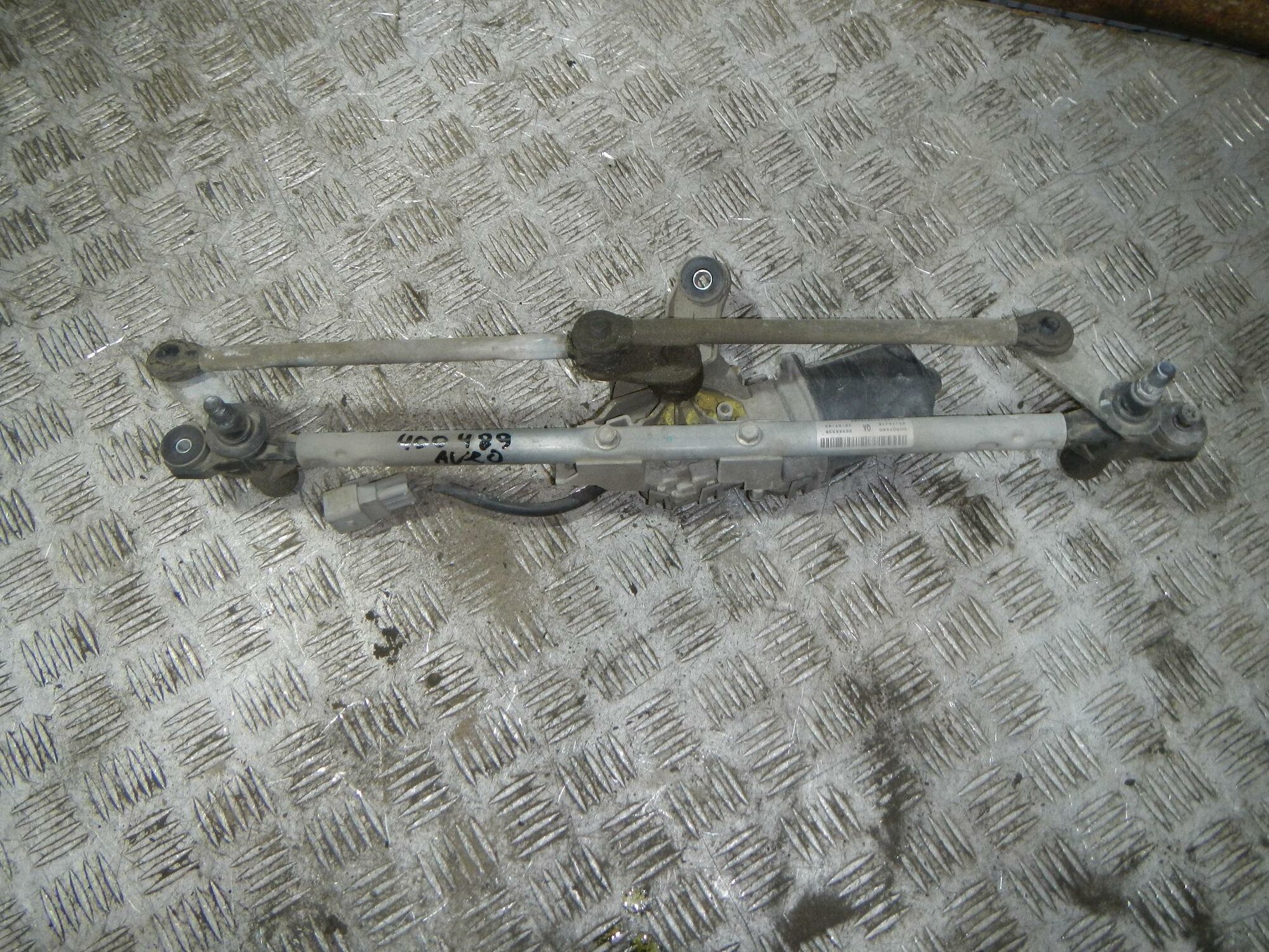 Б/У Трапеция стеклоочистителей, Chevrolet (Шевроле)-AVEO T250 SDN (05-11) CHEVROLET AVEO T250 SDN (05-11) С моторчиком. Б...