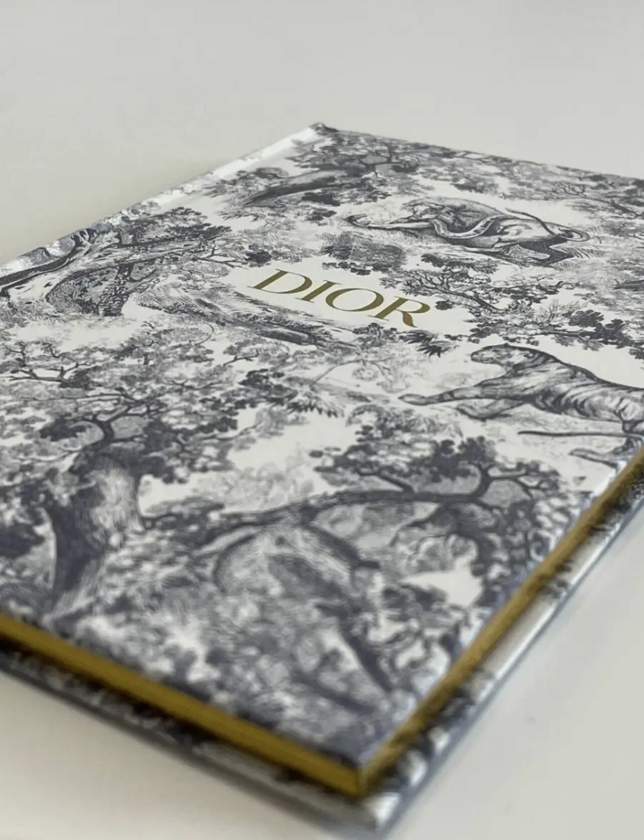 Блокнот в стиле DIOR