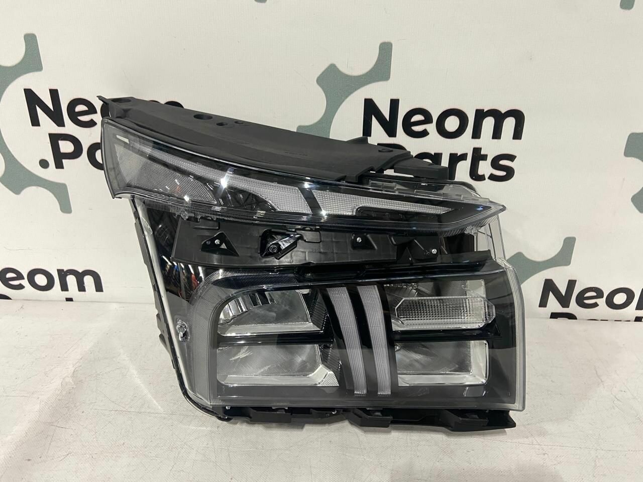 Фара правая (LED) Hyundai Santa Fe 4 TM 20-н. в