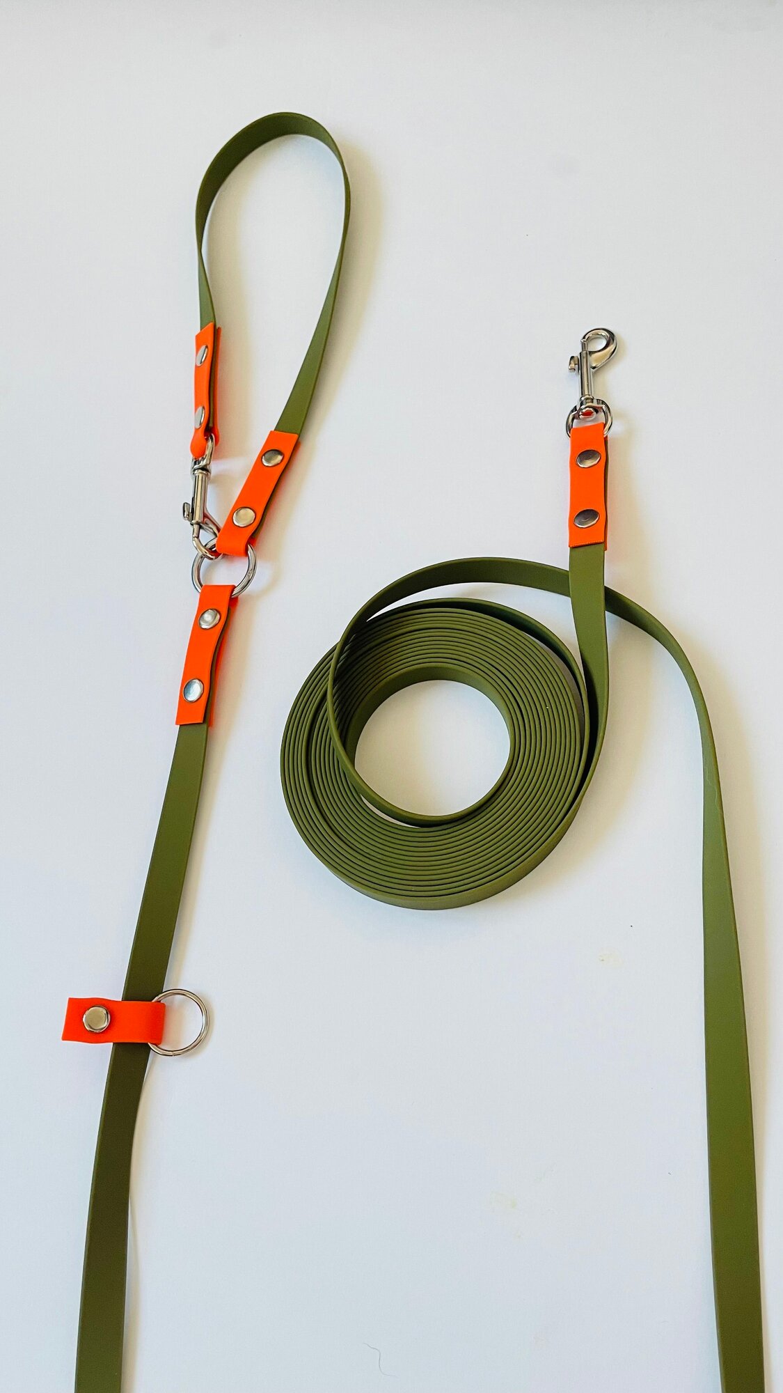 Перестёжка поводок для собак , биотан 7 м , 15 мм. Хаки и оранжевый.