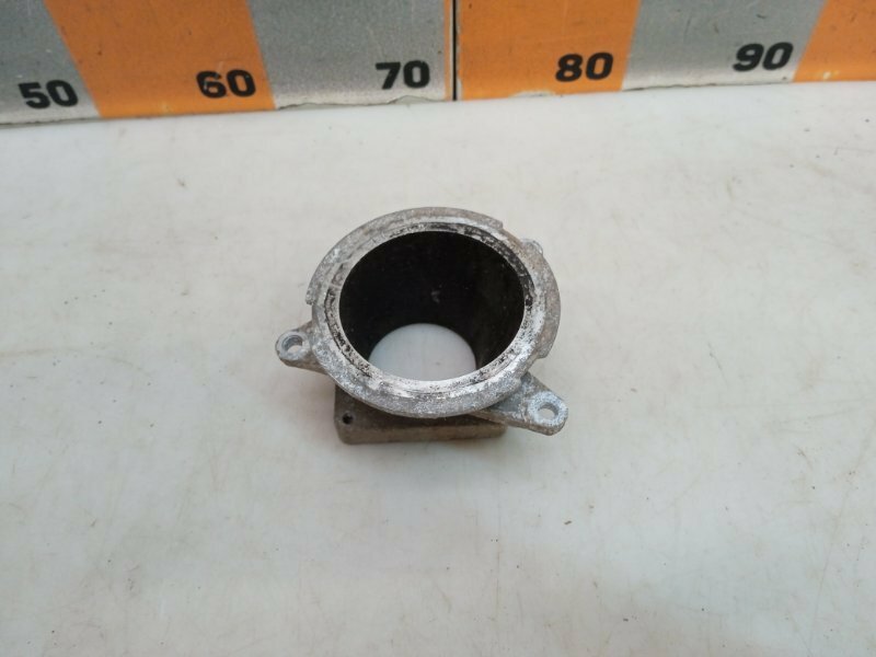 Б/У Фланец дроссельной заслонки Фланец Renault Logan 2015 2, L8 380006 RENAULT арт. 165785537R