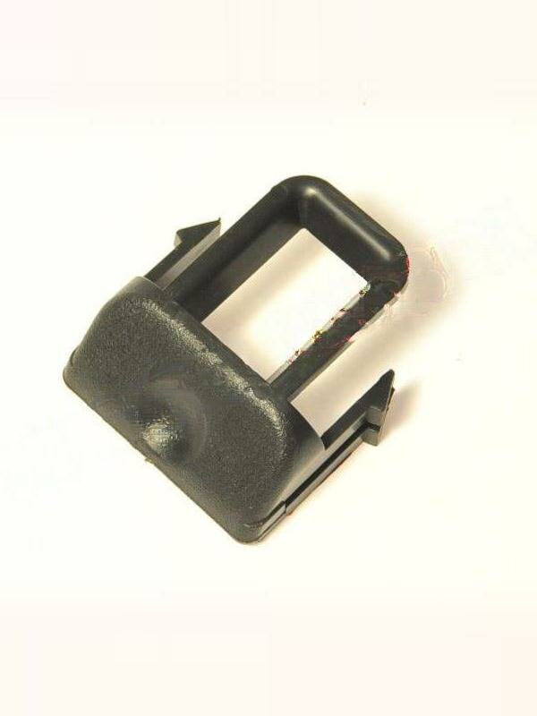 Замок крышки блока предохранителей ВАЗ 2110, 2111, 2112, 21100-5325332-00