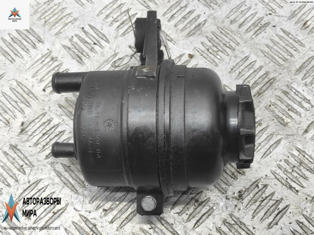 Бачок гидроусилителя BMW 3 E90/E91/E92/E93 2006 1097164