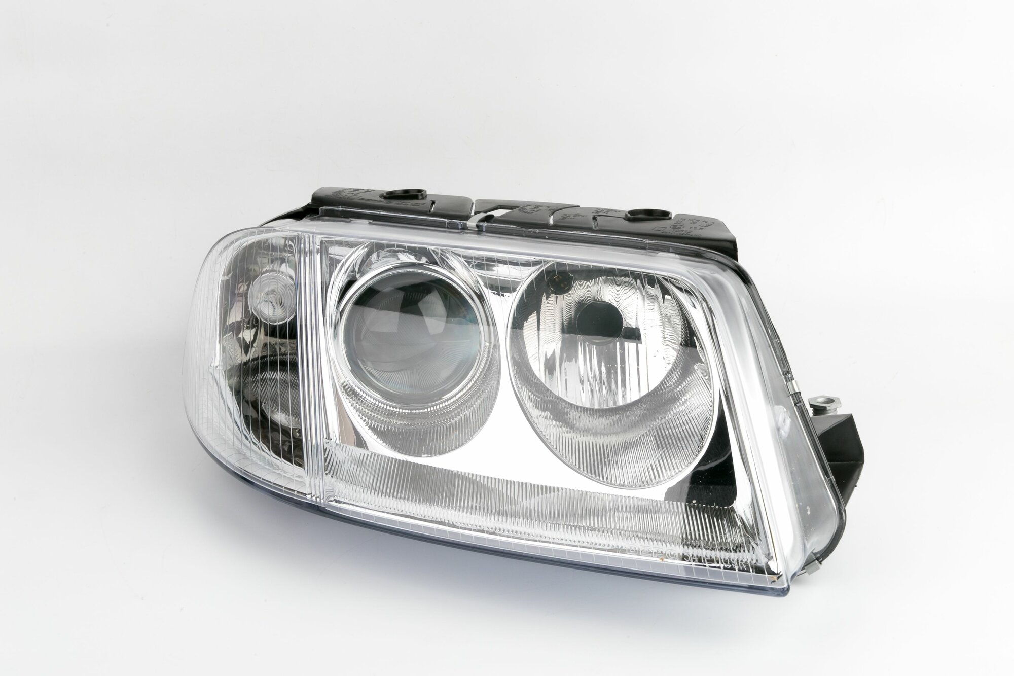 Фара правая для Фольксваген Пассат 2001->, oem 3B0941016AN арт 4411142RLDEM