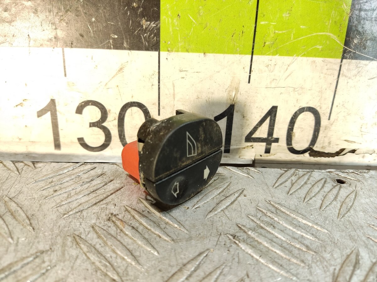 Кнопка стеклоподъемника FORD Fiesta 2001-2008 96FG14529AO