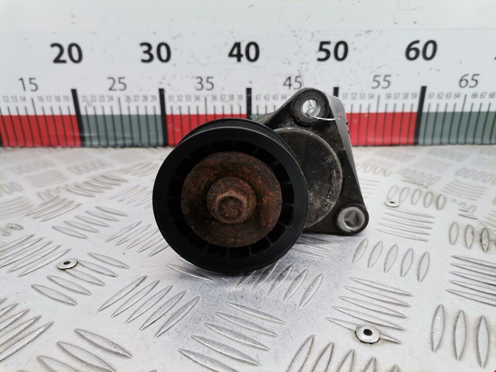 Натяжитель ремня генератора (приводного поликлинового ремня Mazda 6 GG LFY315SAX арт. 1883744