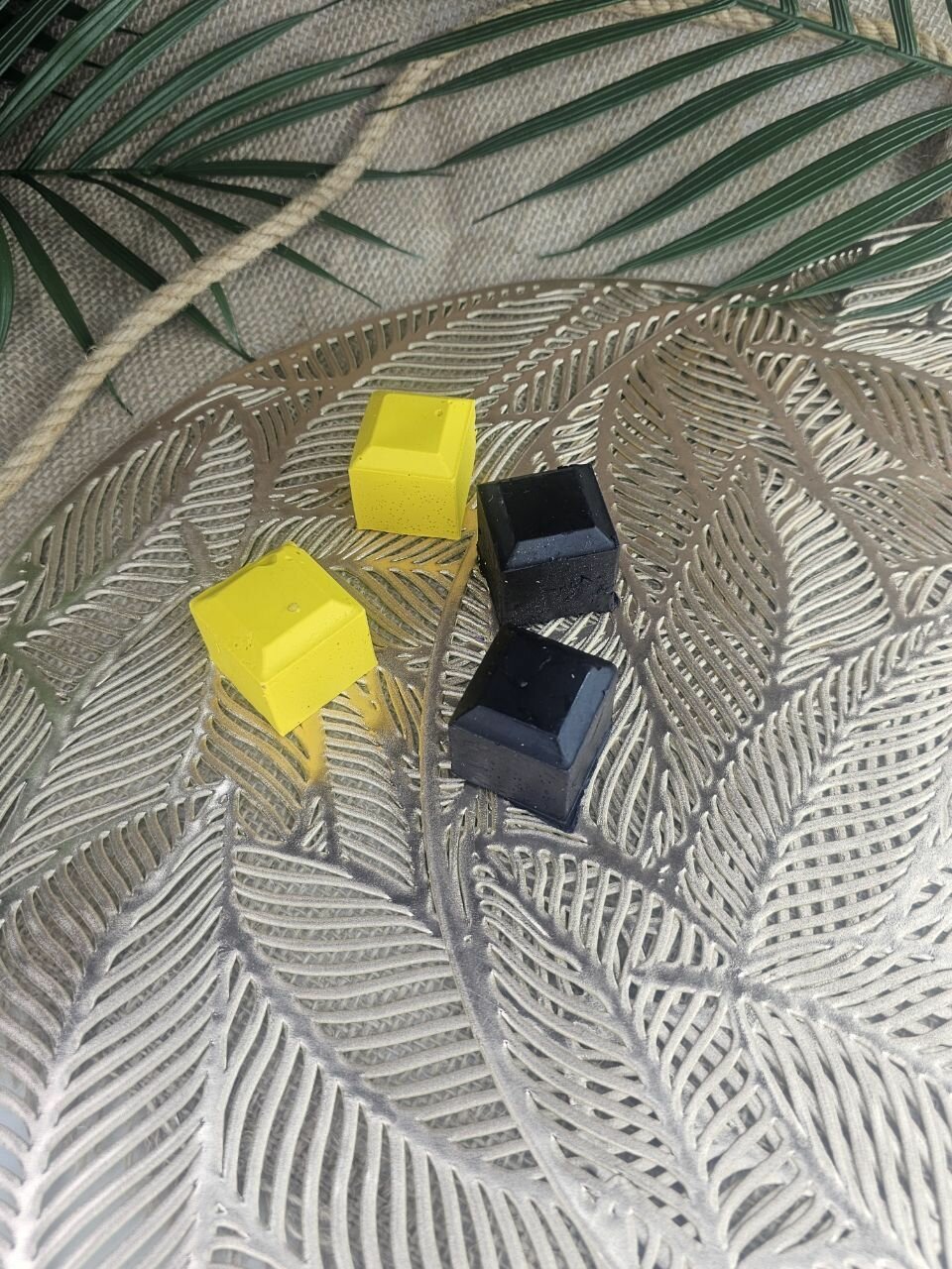 Краситель жирорастворимый 100 грамм. Желтый+черный