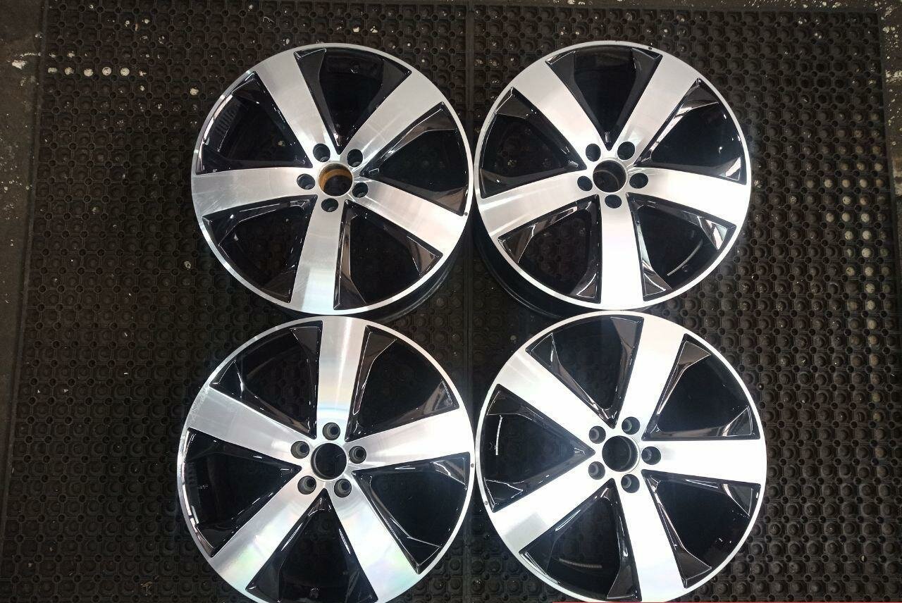 Колесные диски Ronal 20x8.5 PCD 5x112 D66.6 ET35 Черный с полированной лицевой поверхностью (оригинал)