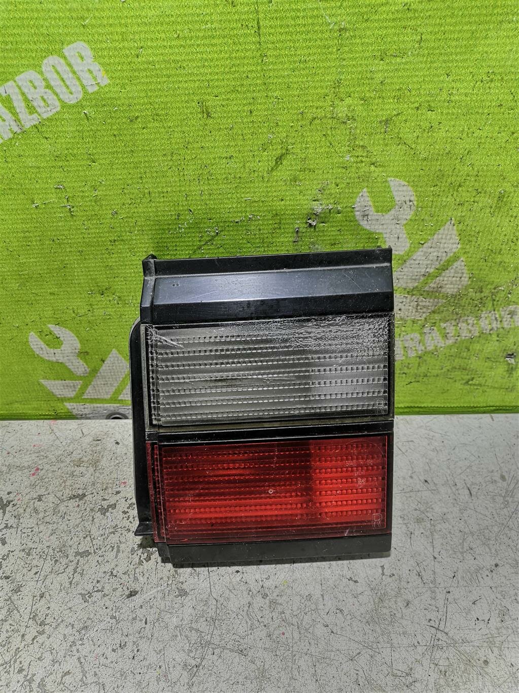 Фонарь задний правый VW Passat B3 1988-1993