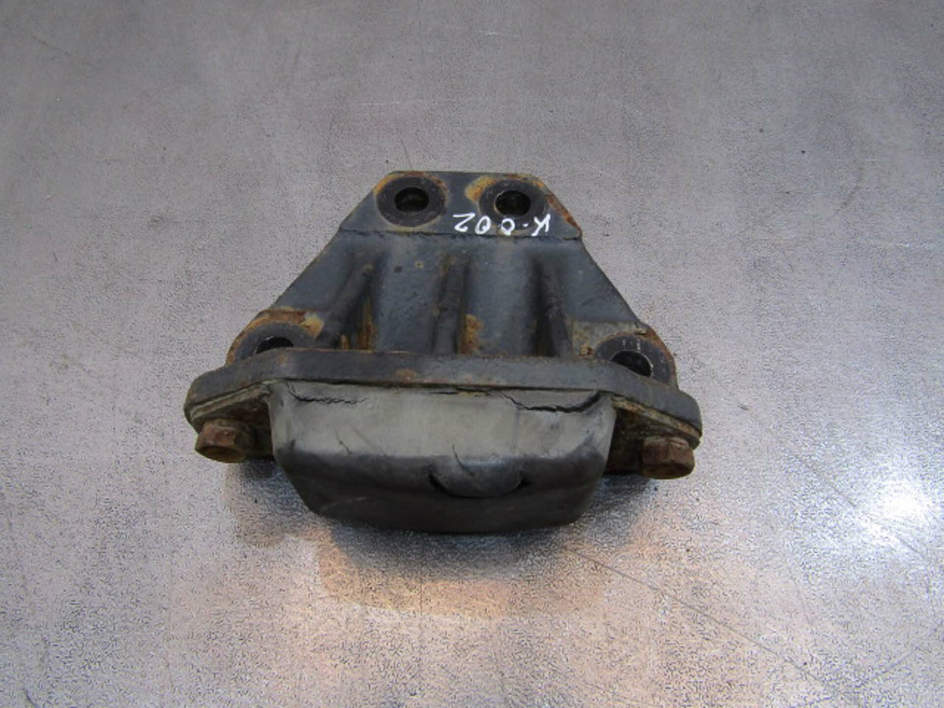 Отбойник задней рессоры для а/м KAMAZ 5490, есть повреждение