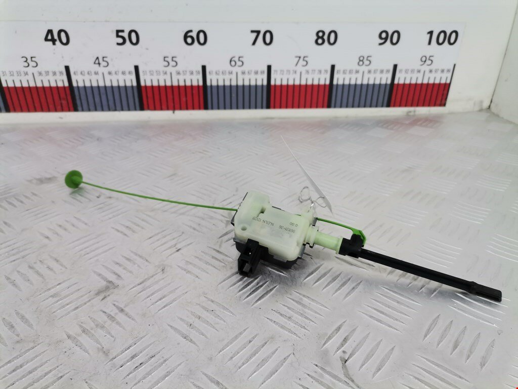 Сервопривод (электропривод моторчик привода) лючка бензобака Volvo V60 1 31278861 арт. 1691182