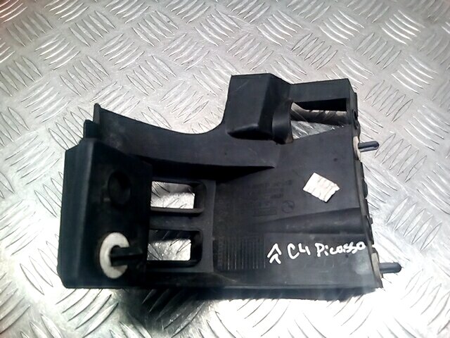 Кронштейн (крепление) заднего бампера правый Citroen C4 Picasso 1 7416E5 арт. 399615