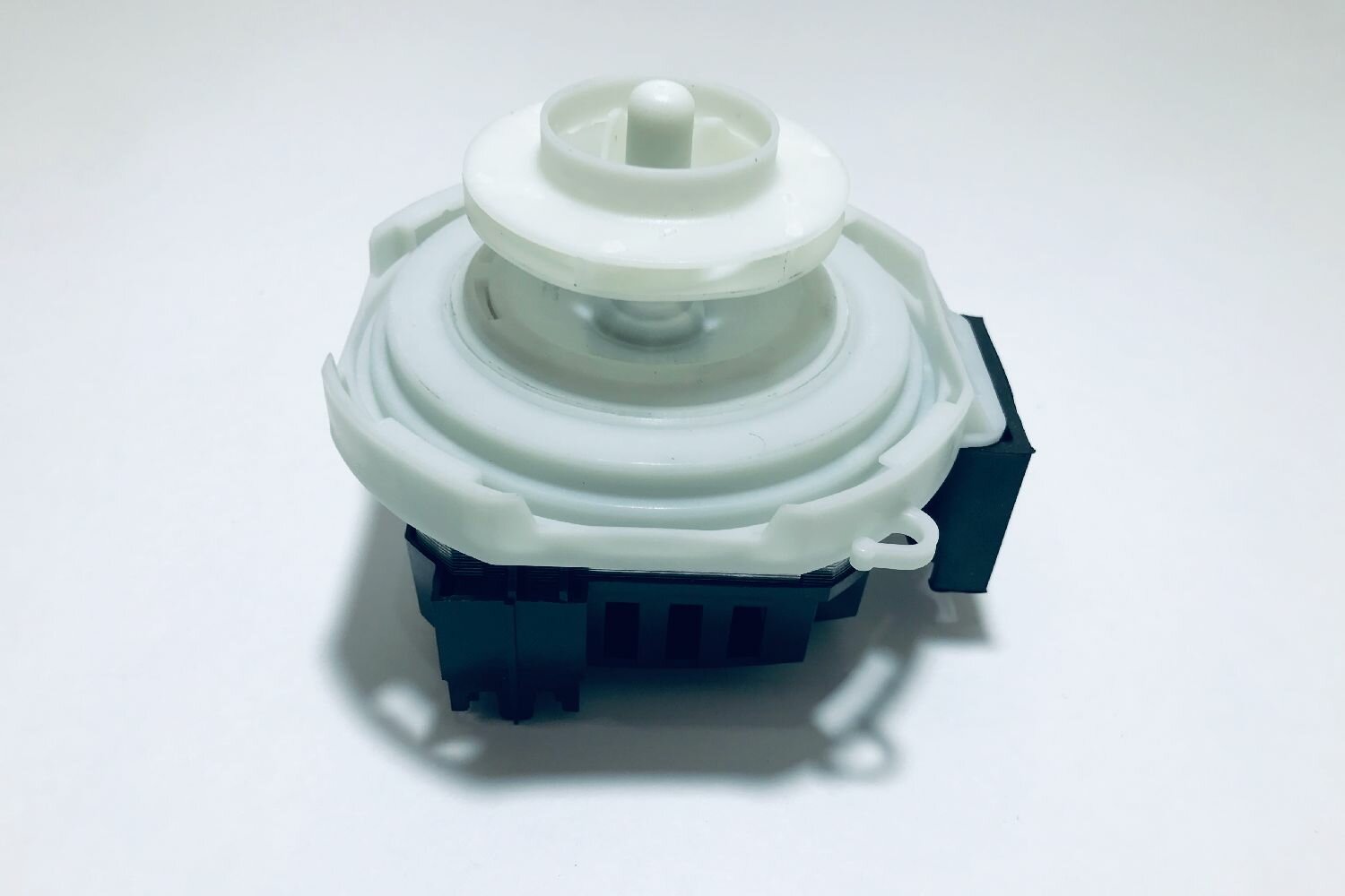 Насос для посудомоечной машины Ariston 302488 TPL00469342