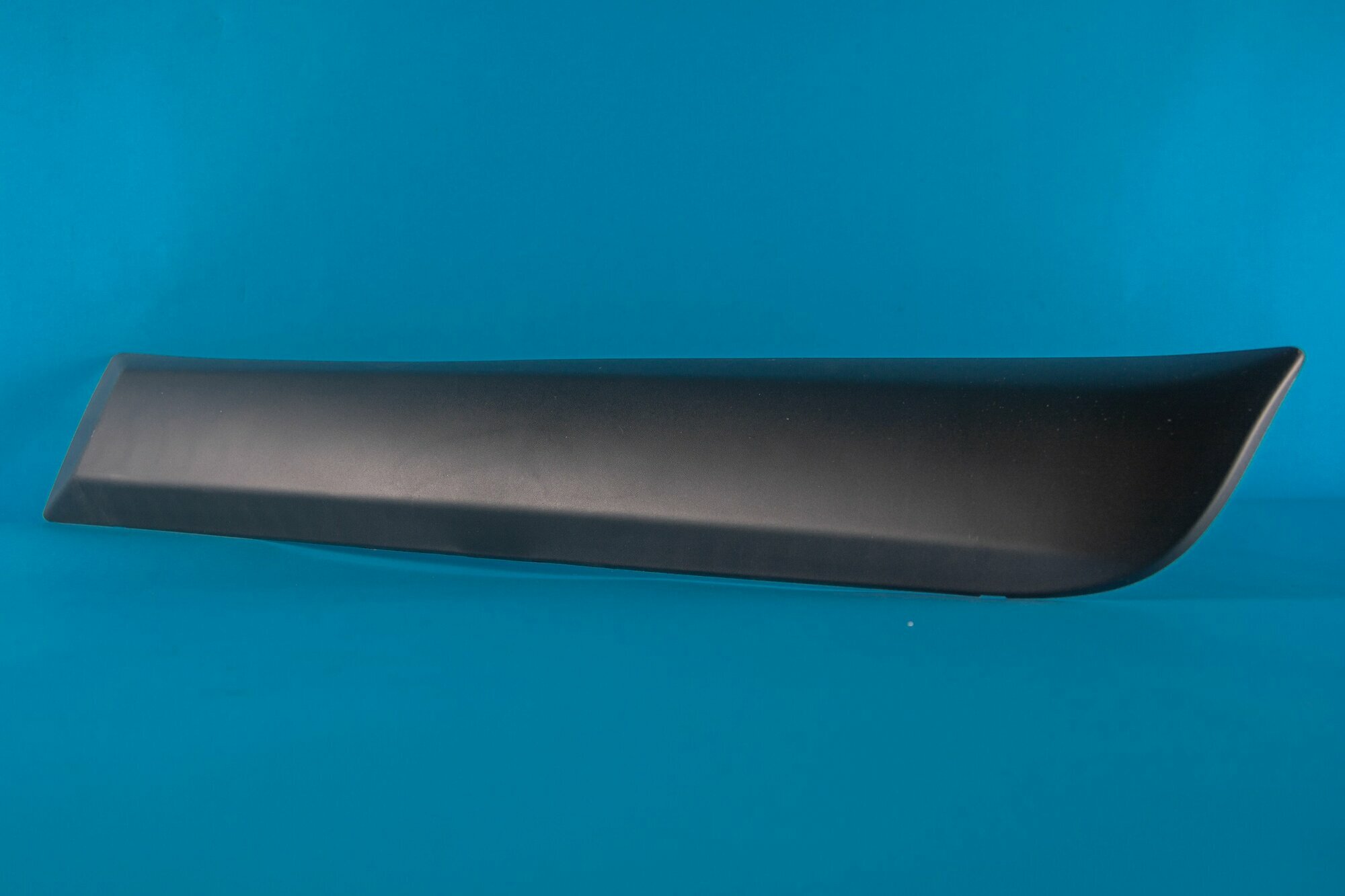 Молдинг двери задней левый для автомобиля Renault Sandero 1 2009-2014 828778633R Рено Сандеро Jorden JH01LSDR09076BL