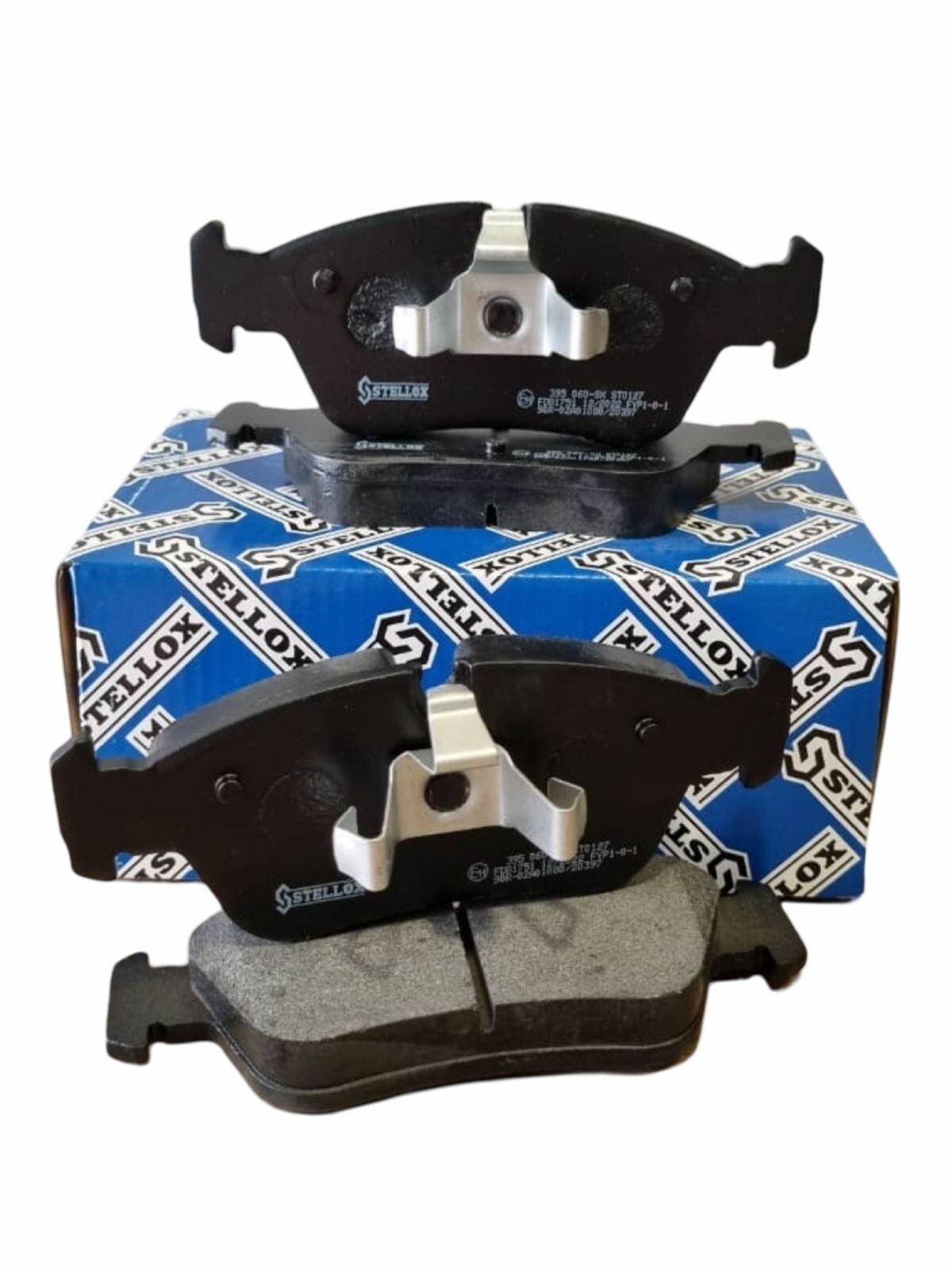 Колодки передние для BMW 3 E90 2004-2013 / тормозные дисковые на БМВ 3 Е90 / комплект 4шт.