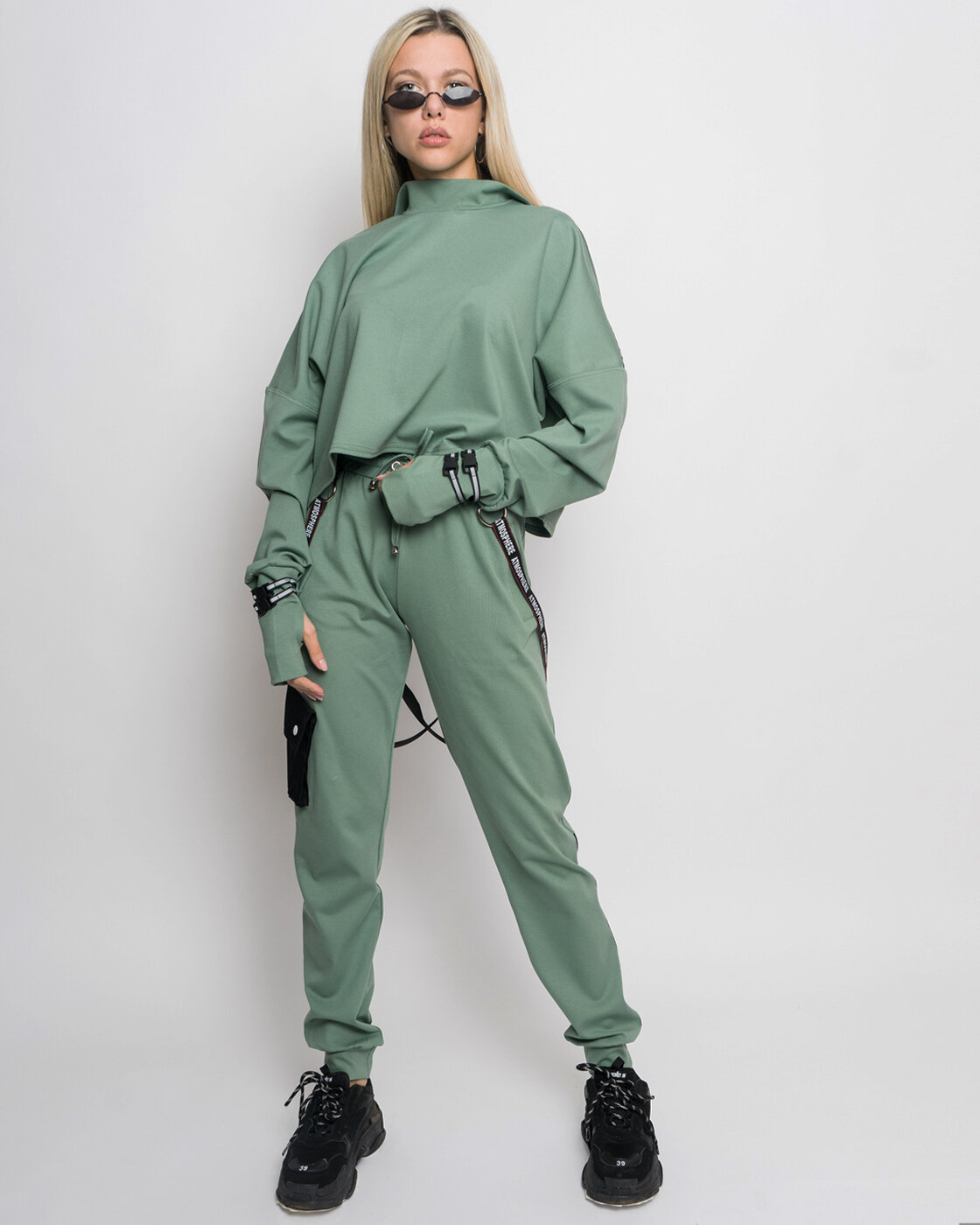 Костюм спортивный