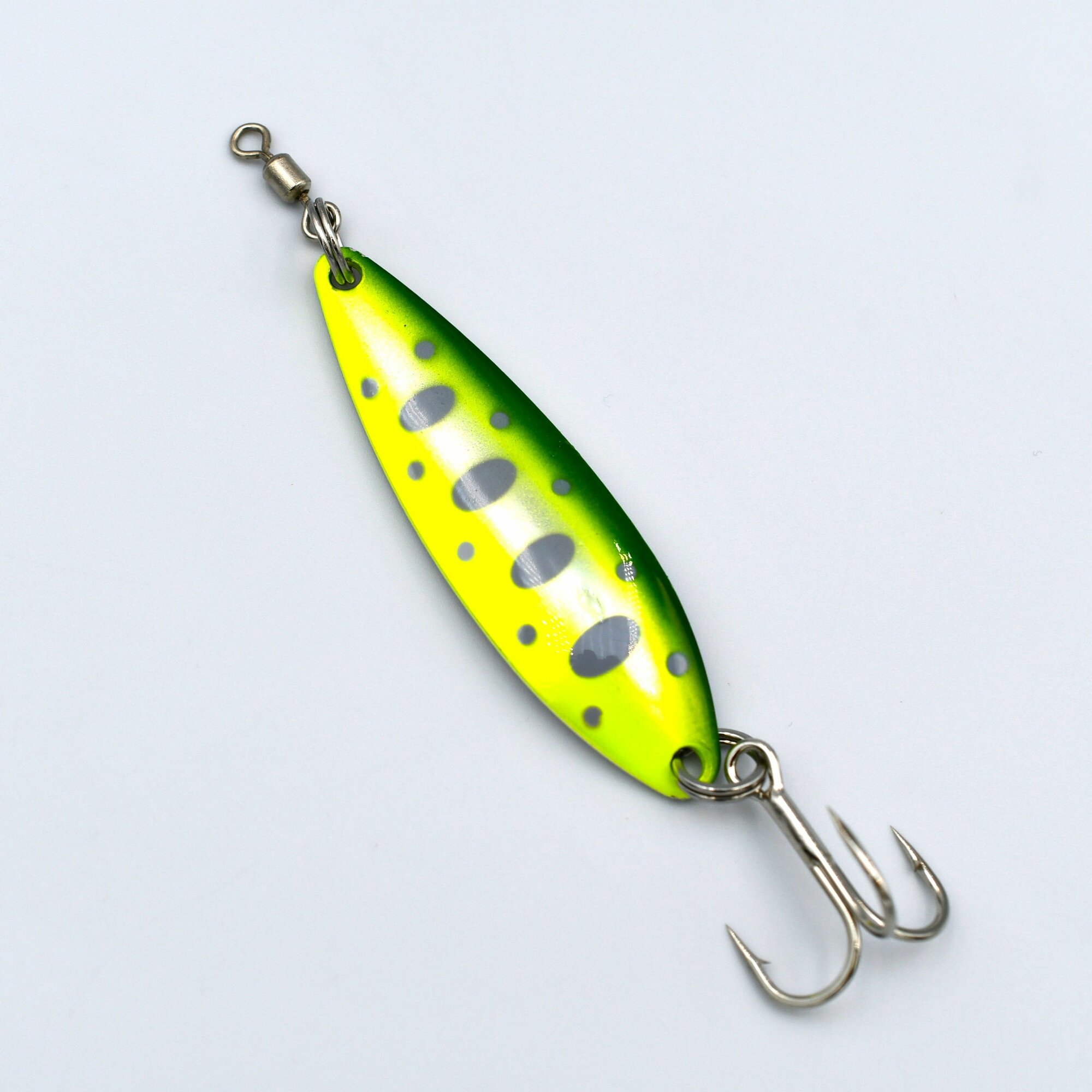 Блесна колеблющаяся Daiwa Chinook S 60 на симу; кумжу