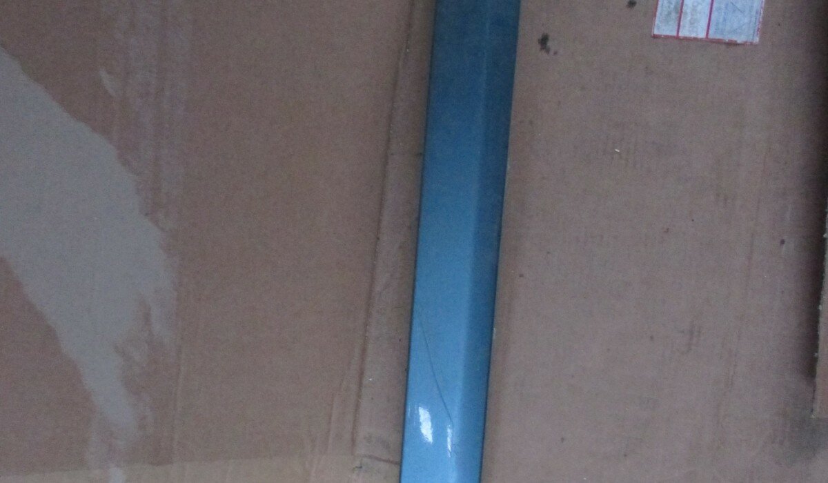 Молдинг заднего бампера W203 С-klasse Mercedes-Benz A2038852621