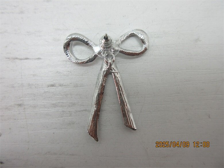 Серьги пусеты