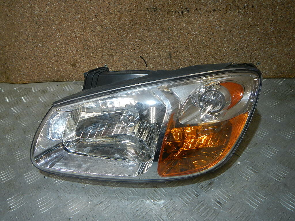 Б/У Фара левая, KIA (Киа)-CERATO (04-08) KIA CERATO (04-08) Дубликат,06-,галоген. Новая,царапины, 605731 Hyundai-KIA арт....