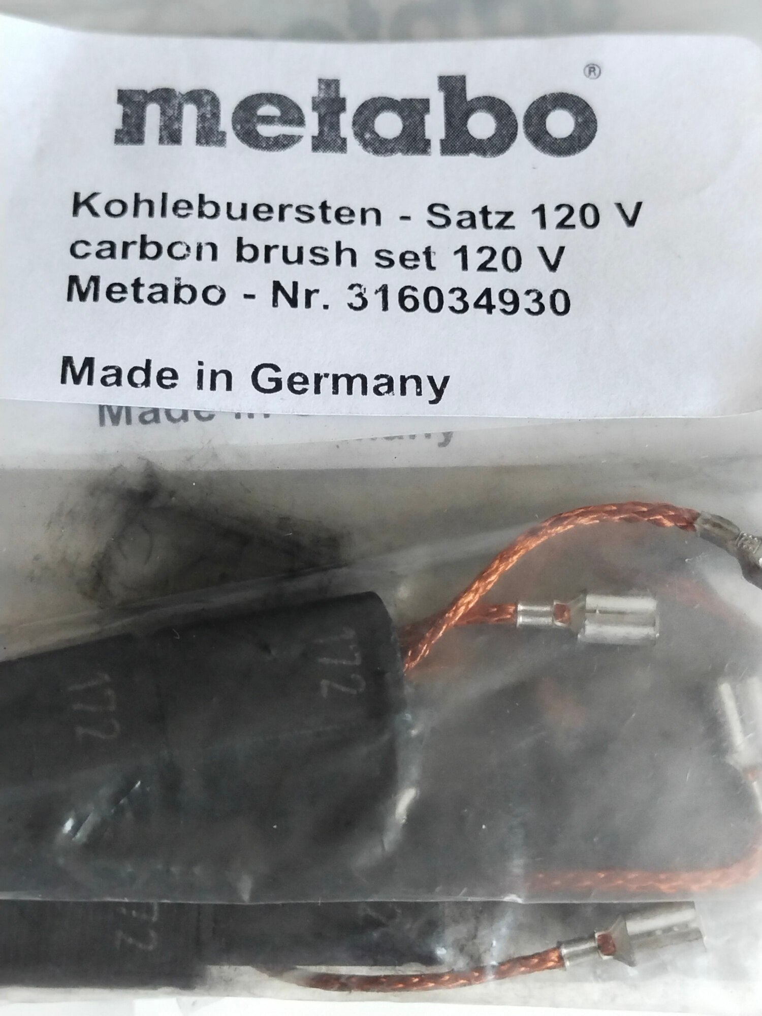 Набор угольных щеток Metabo 316034930 для УШМ, штробореза MFE 30, черный матовый