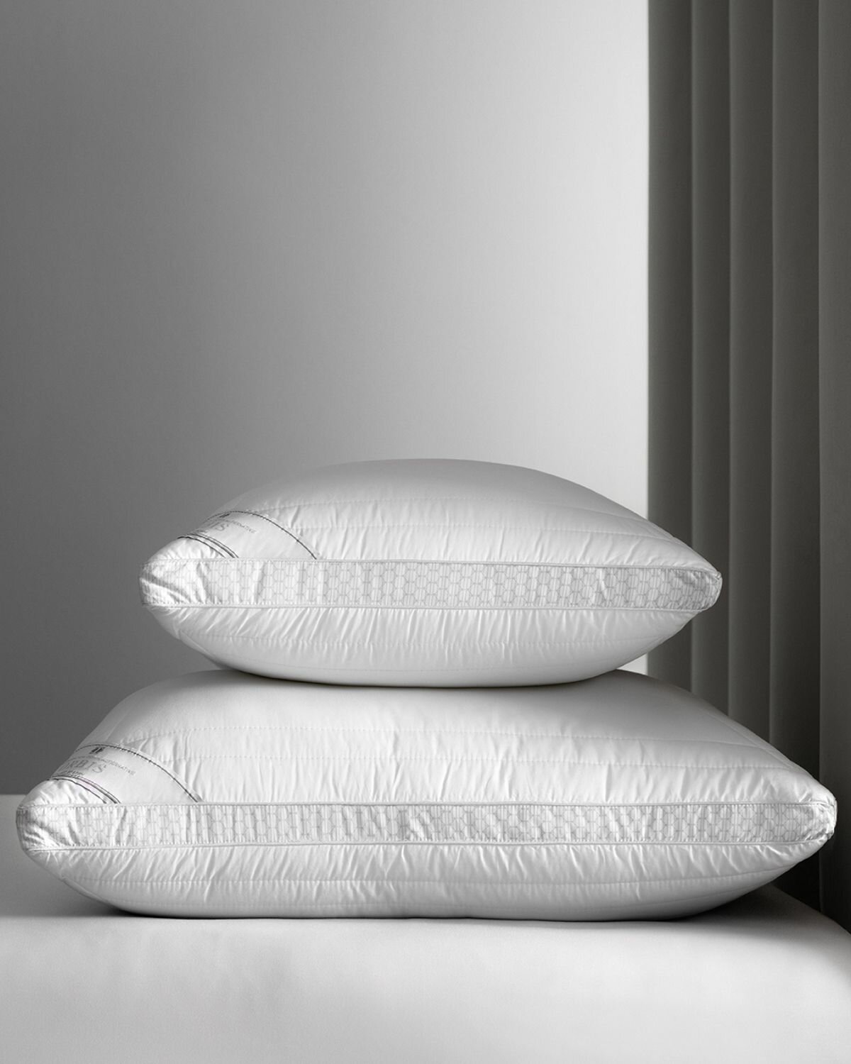 Togas Подушка для сна 50х70 "Орбис" полое силиконизированное 3D микроволокно 1300 грамм