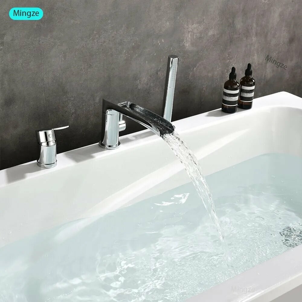 Смеситель на борт ванны врезной на 3 отверстия /режим водопада /с двухфункциональной ручной насадкой/с выдвижным шлангом длиной 150 см, MINGZE-M033G, Хром/латунь