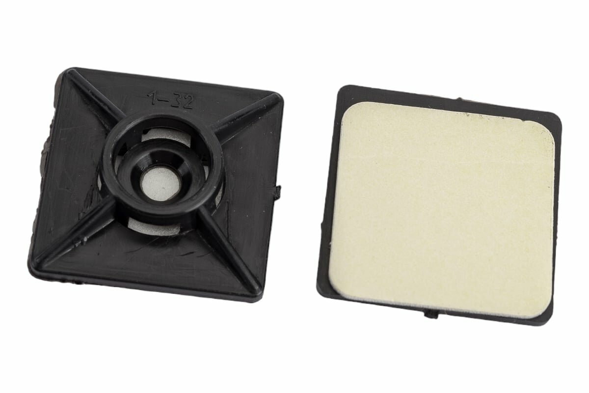 Zitar Площадка под хомут 27x27 нейлон чёрная самокл 20 шт - пакет 106194