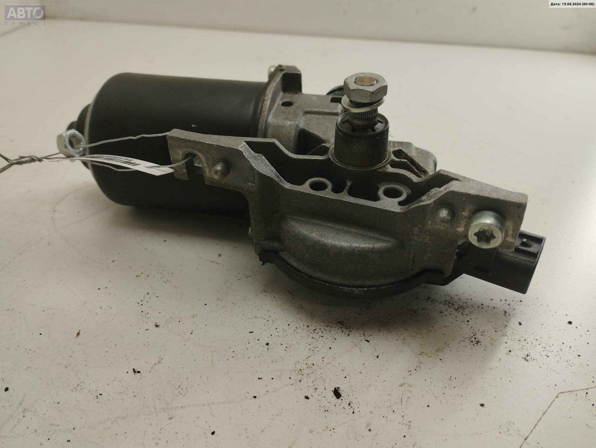 Двигатель стеклоочистителя переднего (моторчик дворников) Toyota Avensis (2003-2008)