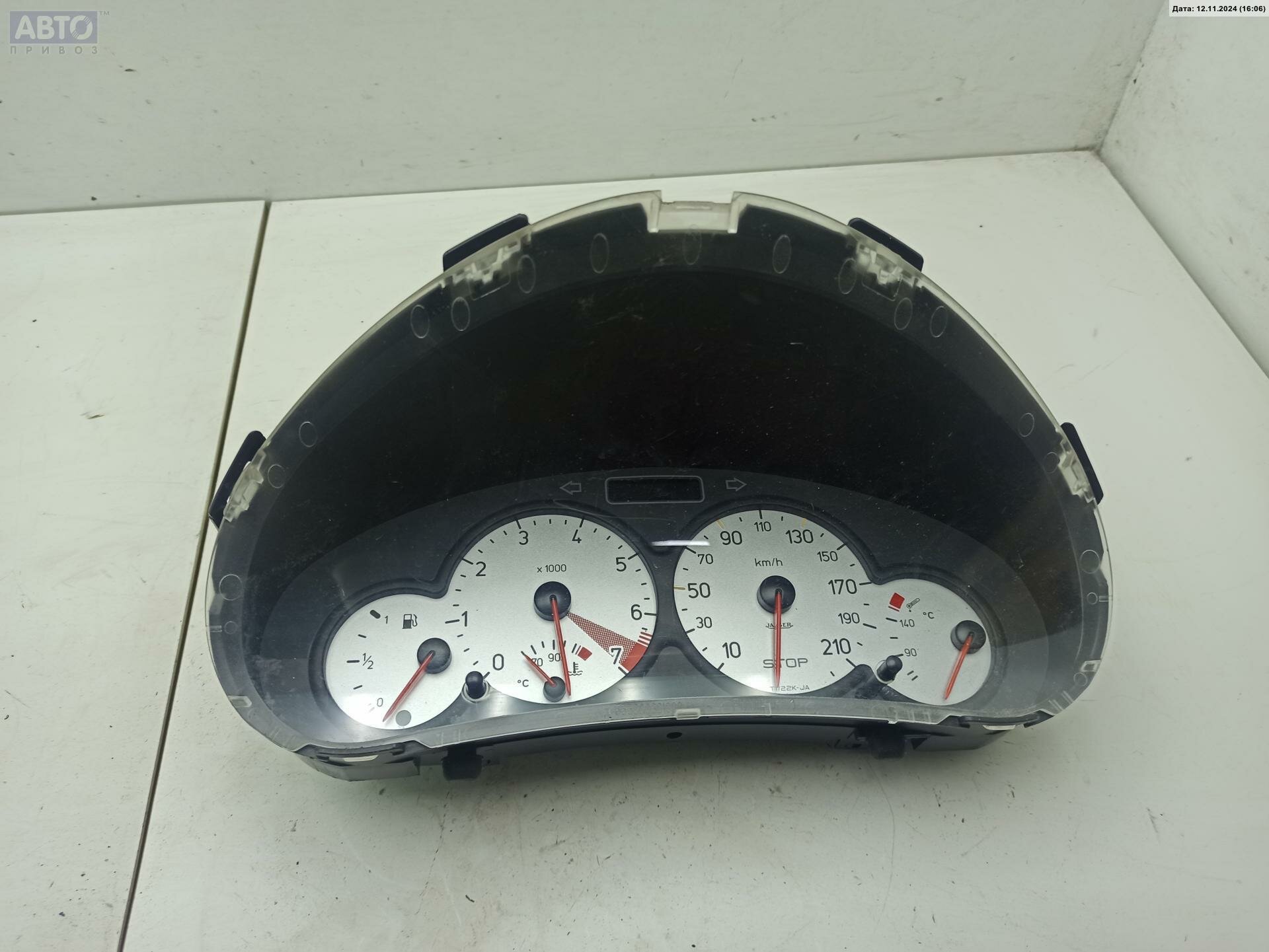 Щиток приборный (панель приборов) Peugeot 206