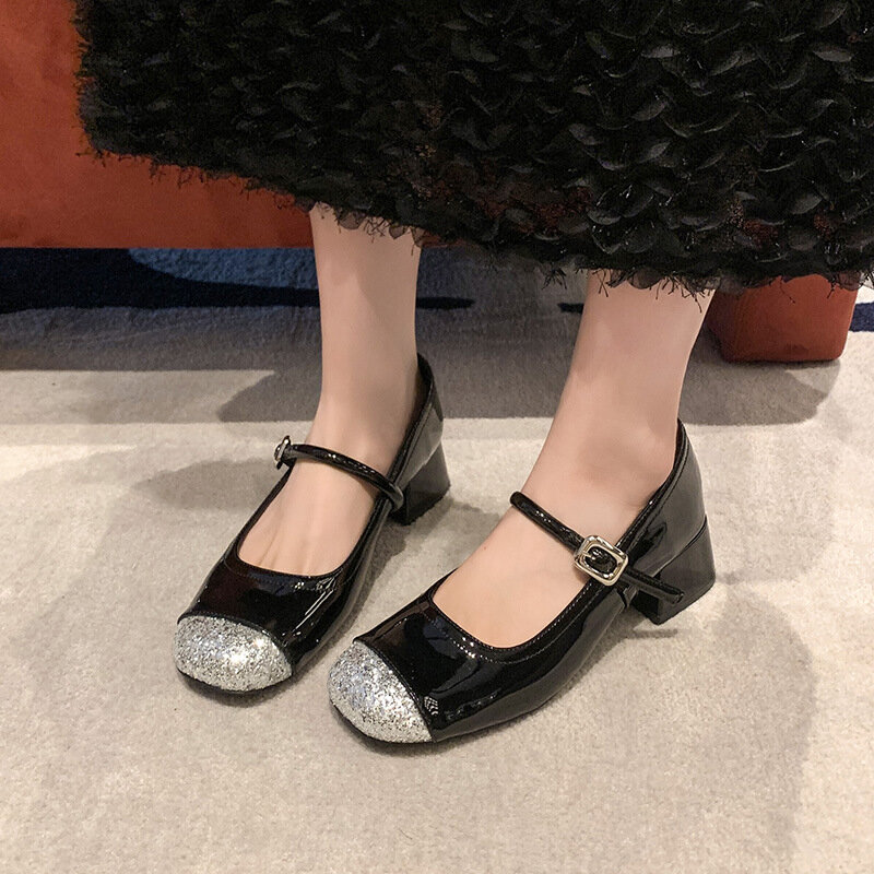 Туфли Мэри Джейн