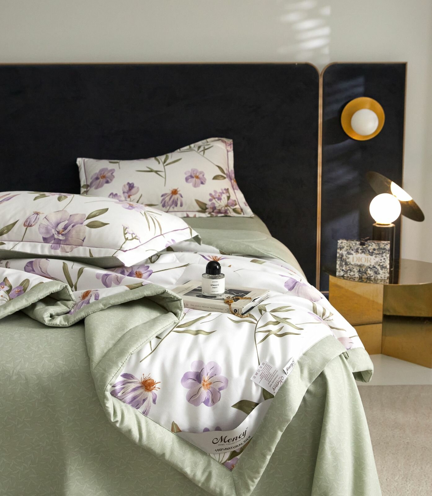 Постельное белье семейное с двумя одеялами Сатин Mency MEN-8