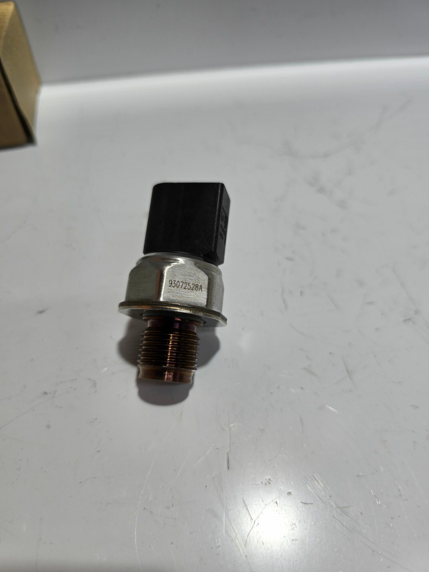 Датчик давления топлива (55PP30-01) Портер -2005, Старекс, Н-1