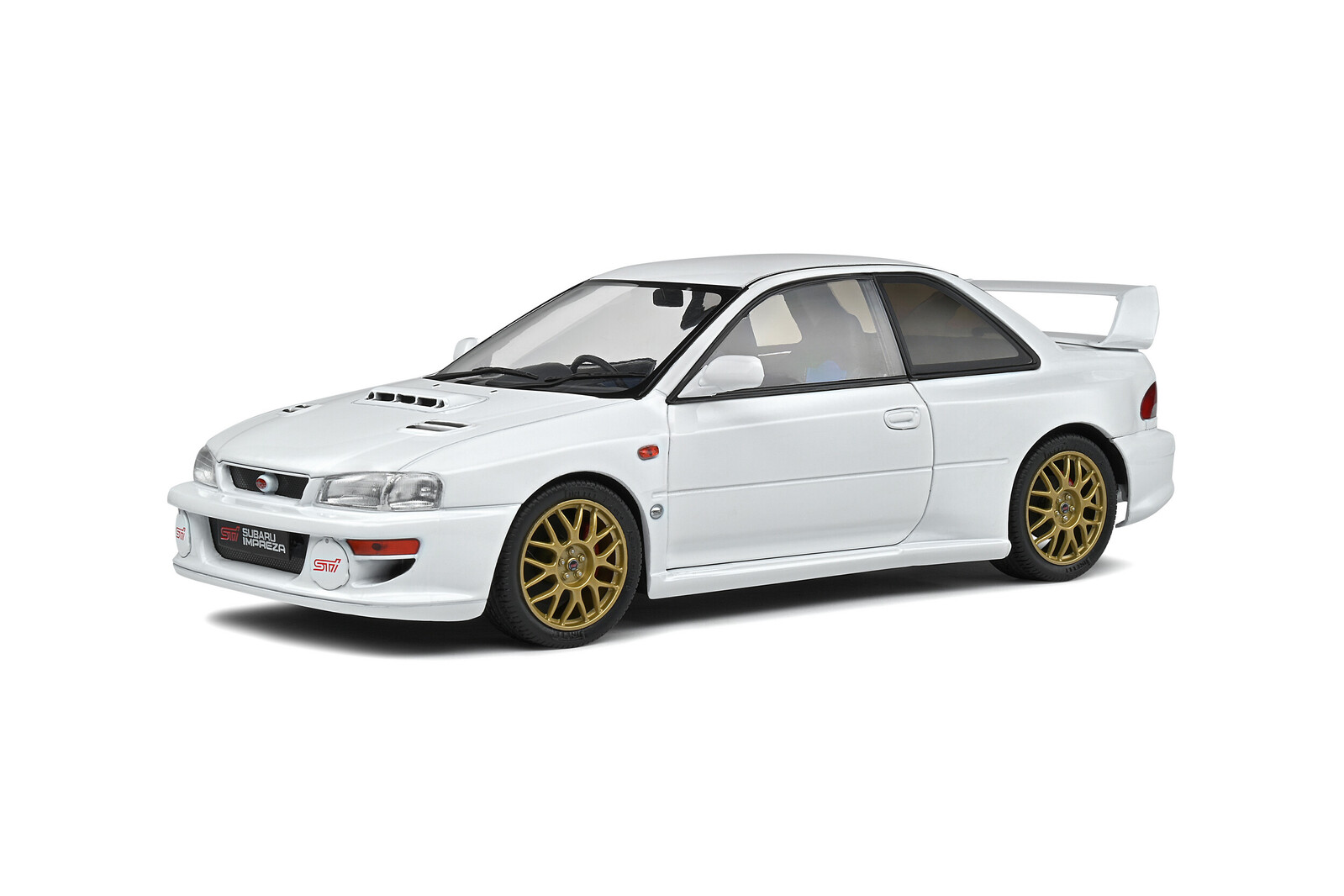 Машинка 1:18 1998 Subaru Impreza 22B S1807404