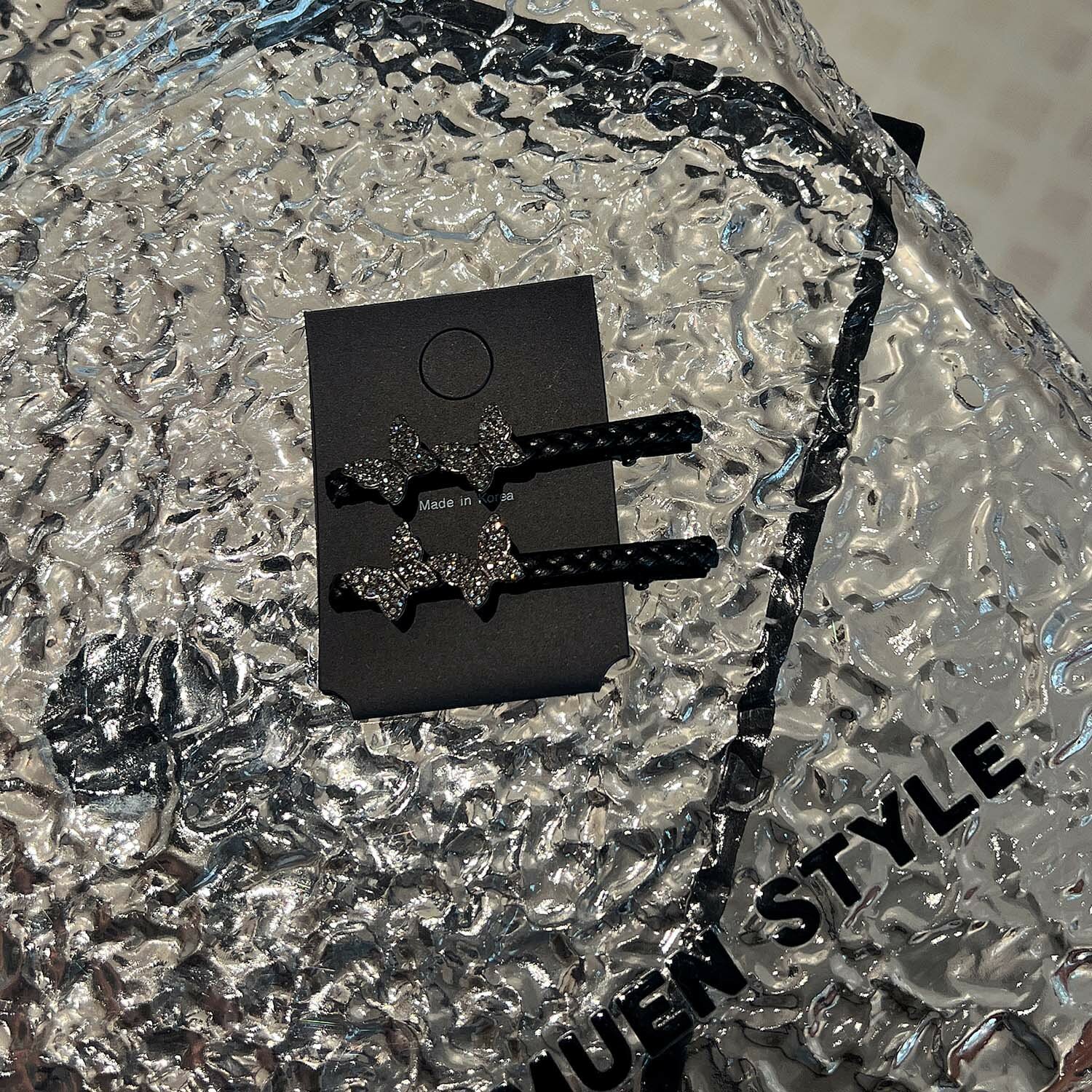 Заколка для волос "Бабочка", плетеная, кожаная, со стразами