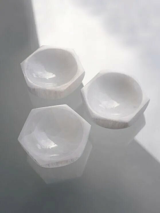Шестигранная чаша из селенита (65-70mm) - гексагон для очищения энергии，（Рекомендуемые качественные продукты）