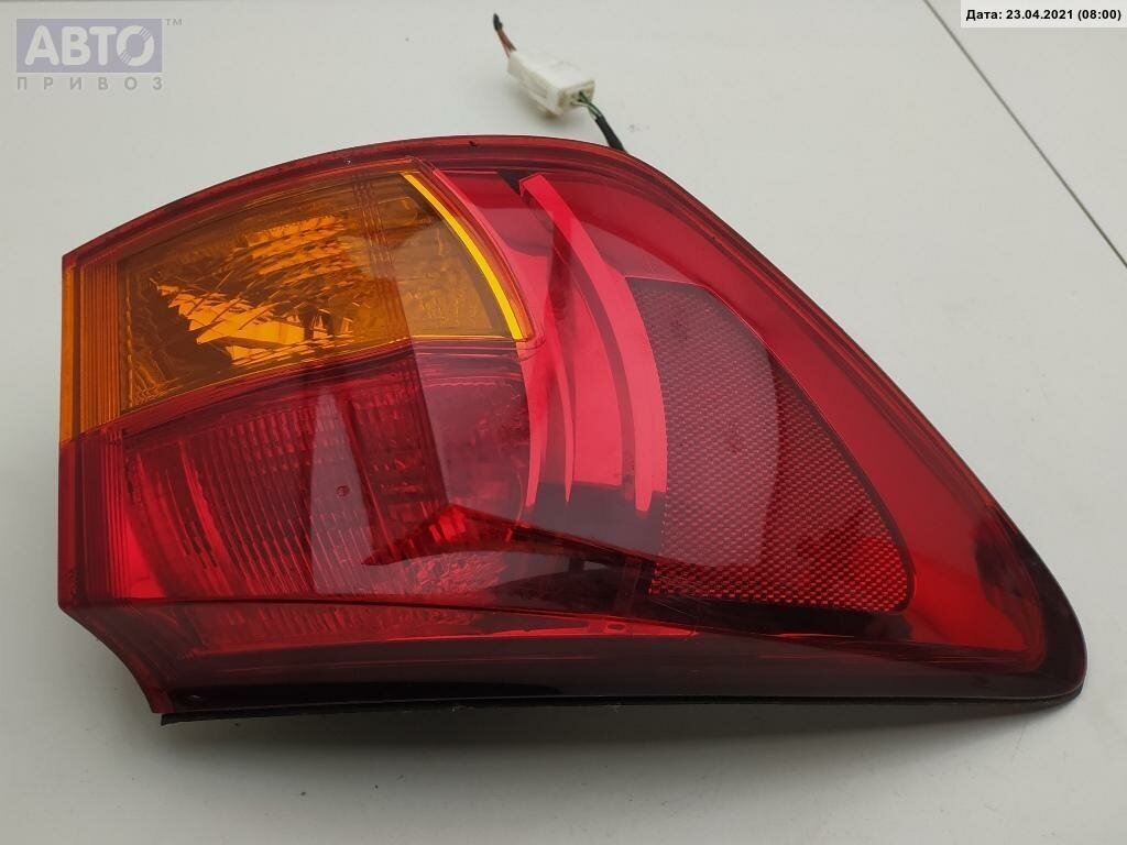 Фонарь задний левый Lexus IS