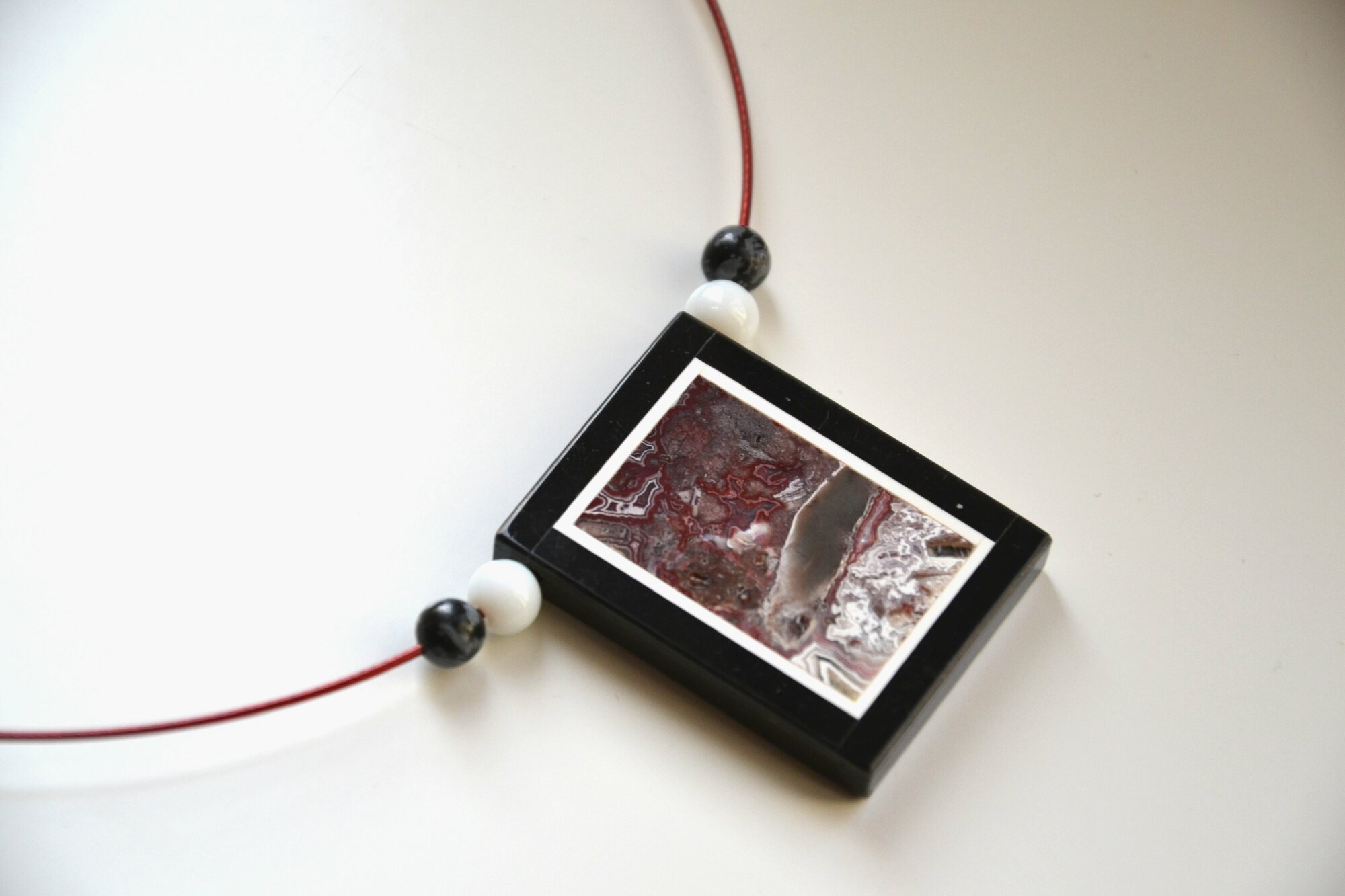 Колье, агат