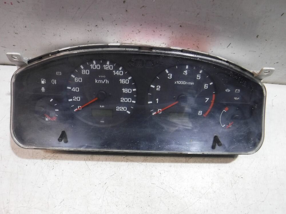 Панель приборов Nissan Primera P11
