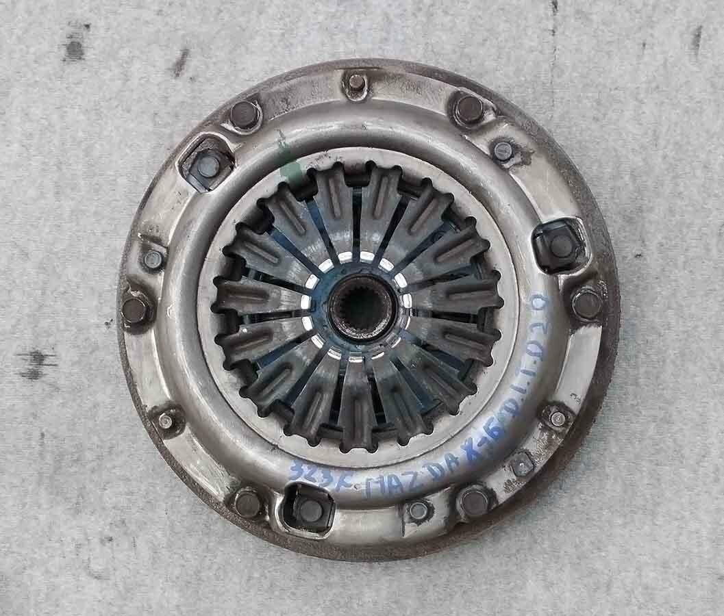 Маховик Mazda 323F BJ